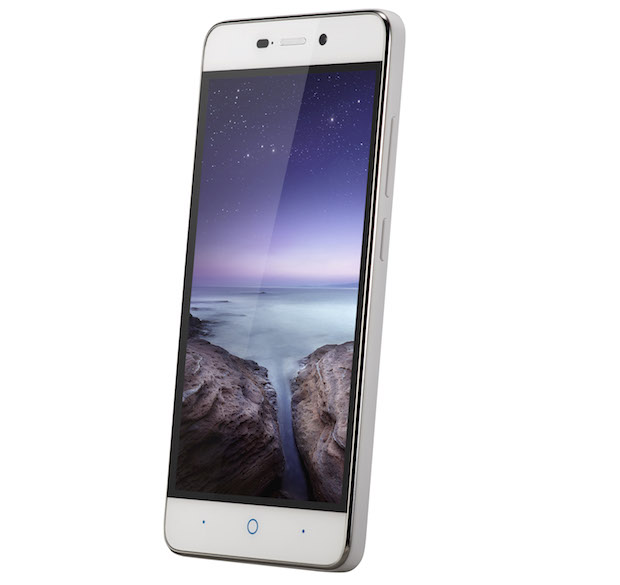 ZTE Blade A452: Galería de fotos