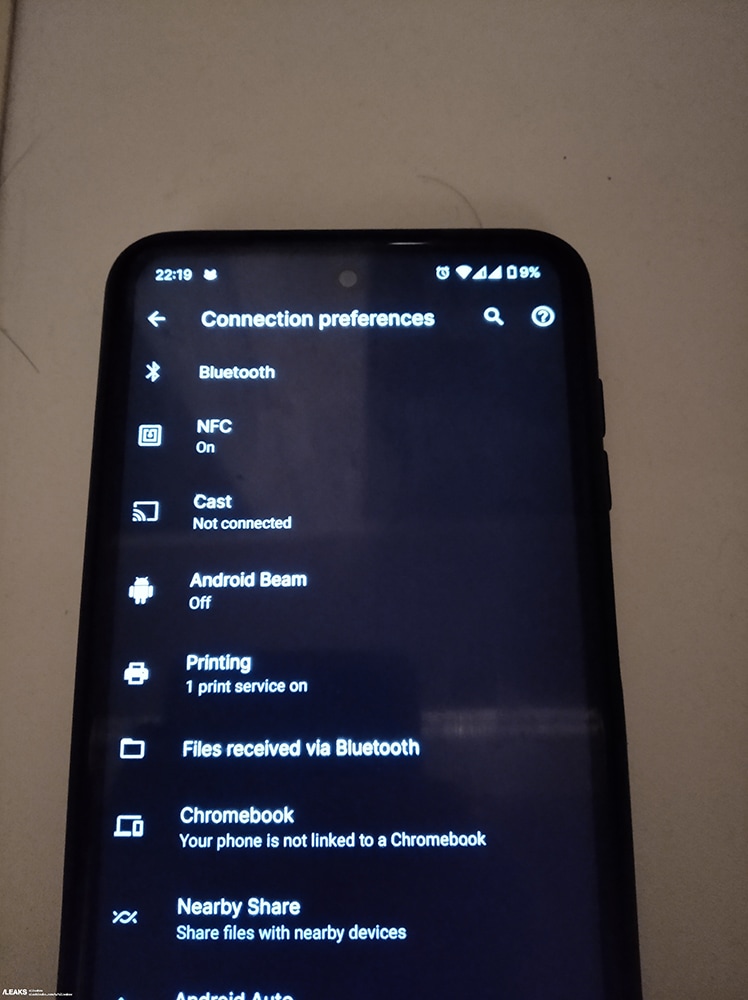 Google Pixel XE ve filtrado su diseño frontal con una cámara incrustada