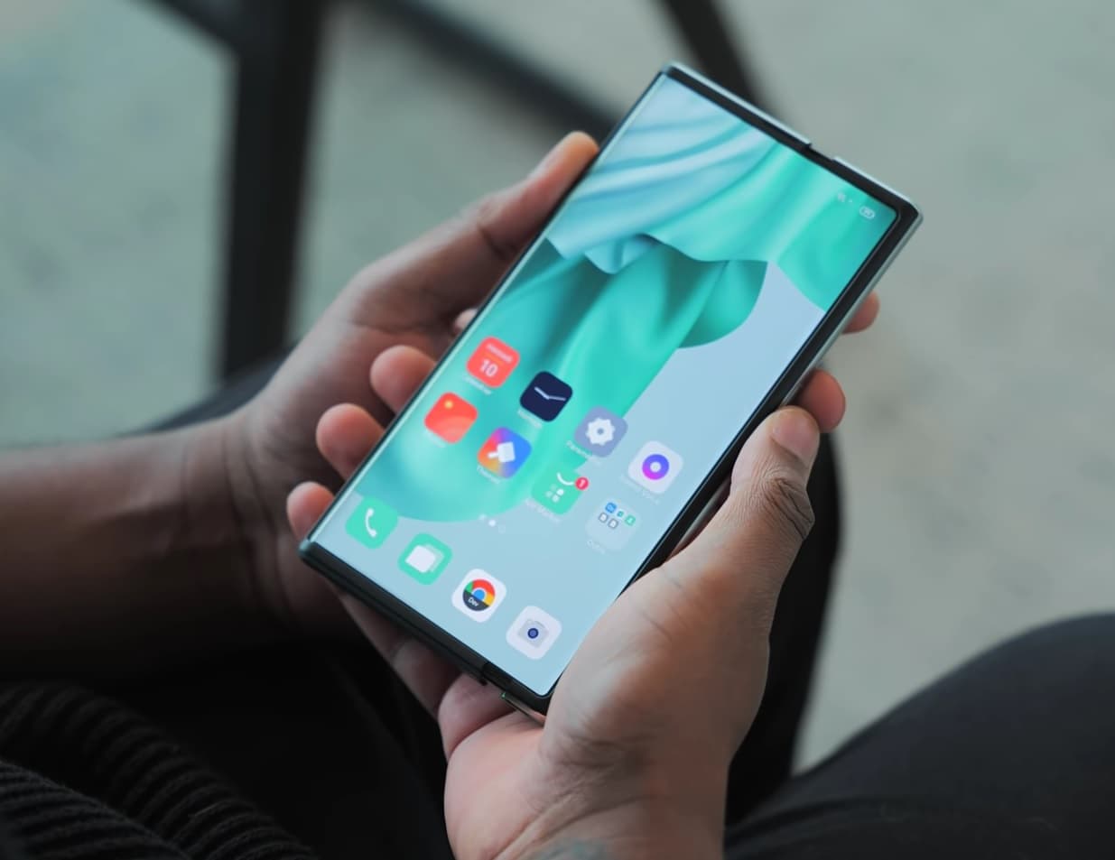 OPPO X 2021 aparece en videos en vivo mostrando su Rollable Display