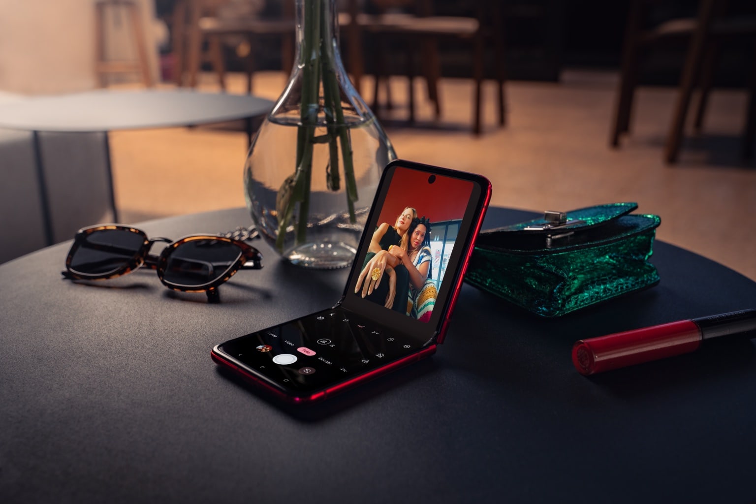 Motorola Razr 40 y Razr 40 Ultra llegan como Razr y Razr+ en algunos ...